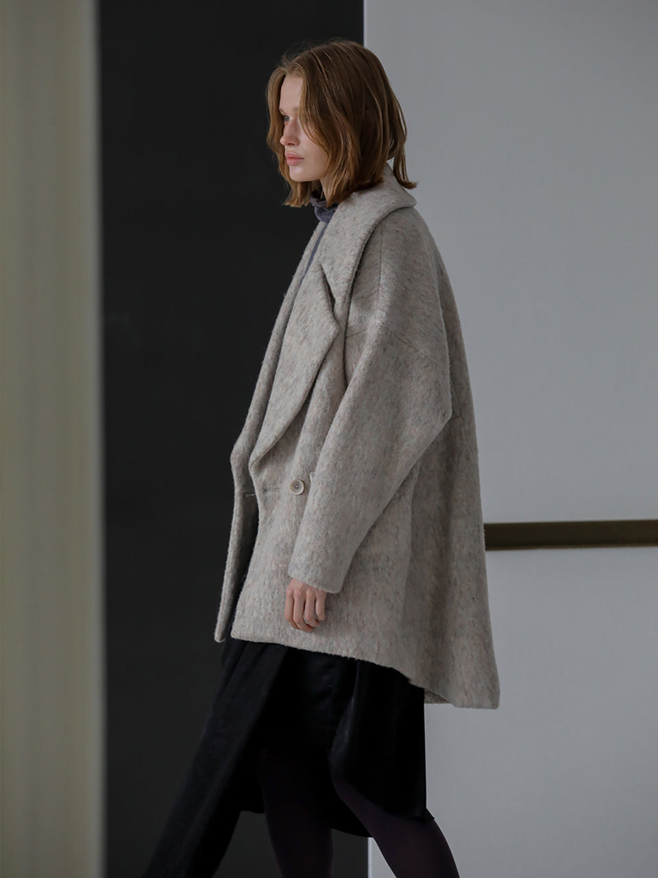 Overfit hairy lapel wool coat – fasfas